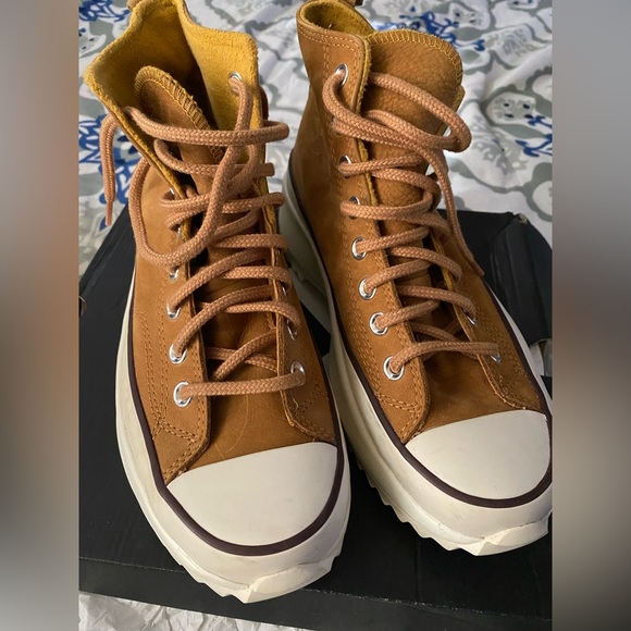 Converse | Shoes | Size 85w Or 7m Converse Run Star Hike Platform ...